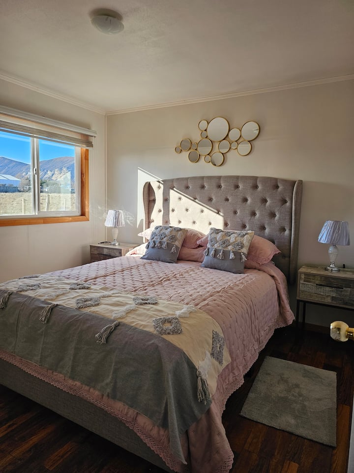 Casa Amarilla Patagonia House
   Girasol 1 - Natales