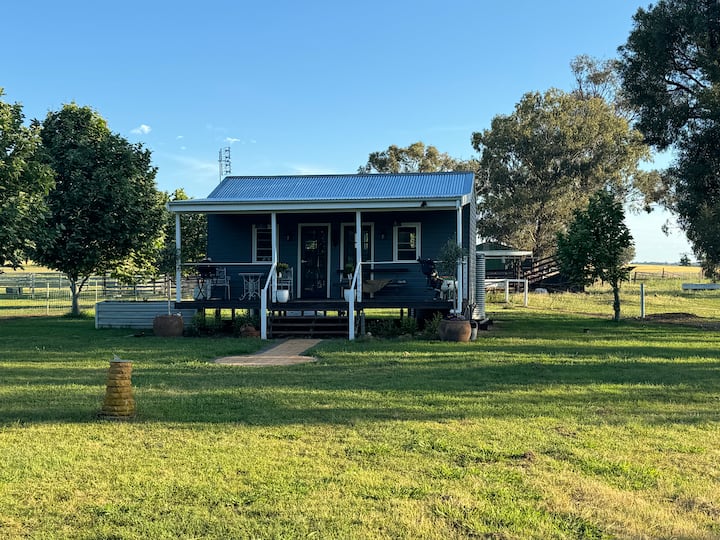 St Elmo Cottage - Country Living - Inverell