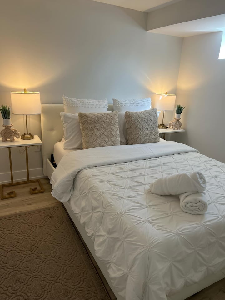 Cozy Getaway In Niagara Falls - Niagara Falls