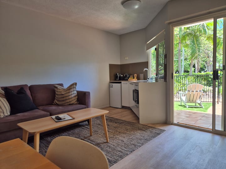 River Breeze Along Gympie Tce - Bikes Available - Noosaville