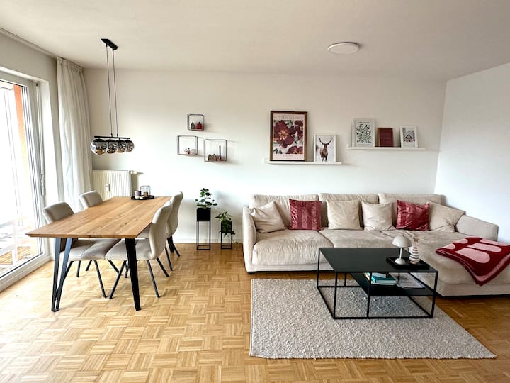 Weihnachtszauber | 80qm Wohnung Mit Stellplatz - Colonia