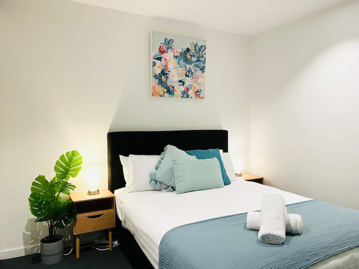 Mhtt03a/innercbd/1min-station/free(tram/pool/gym) - Melbourne