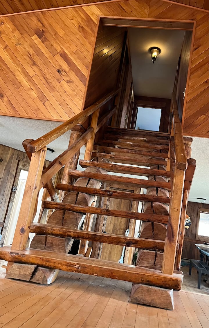 Tall Pines Log Cabin Retreat - サンライズ, MN
