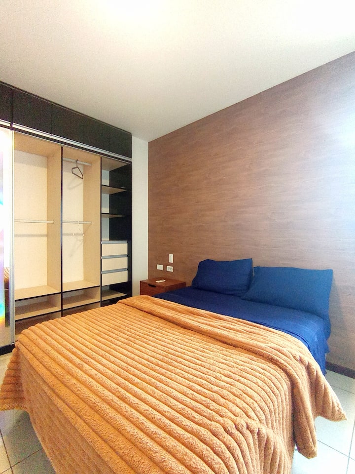 Comfort And View In A Spacious Apartment - Bolivia