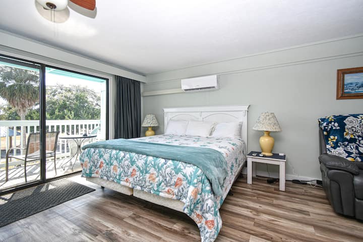 Unit 226 Beautiful Cedar Key - Cedar Key, FL