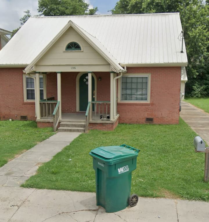Ingleside 3br Downstairs Unit - Jackson, TN