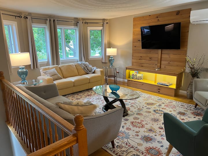 Charming & Relaxing Retreat By Trails, 5 Min To Dt - Fredericton