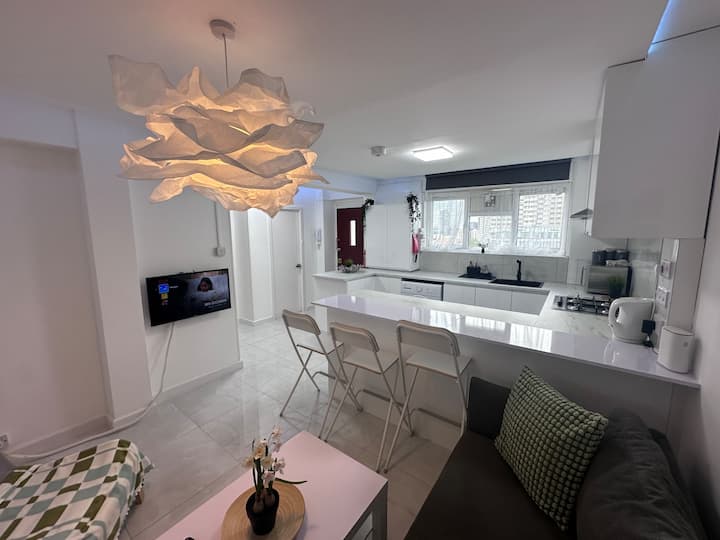 2 Large Master Bedroom Private - Bloomsbury