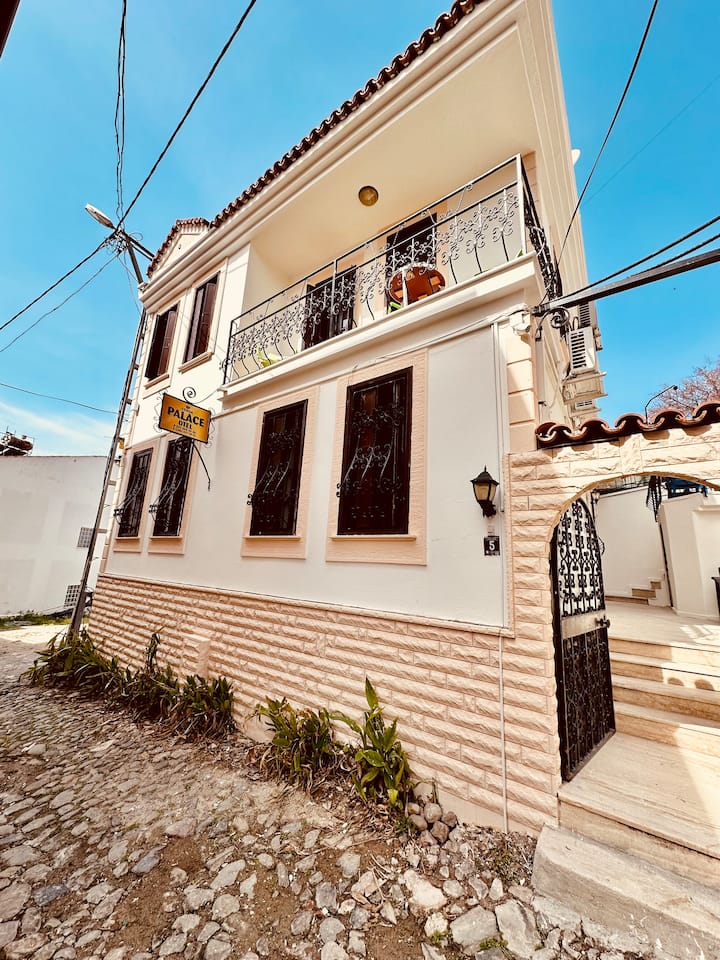 Cunda Palace - Cunda Adası