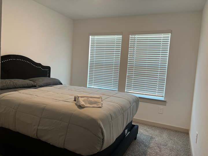 Minimalists' Choice - Sienna Plantation, TX