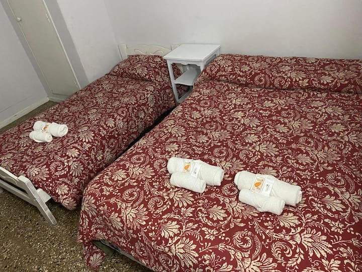 Hab. Triple C/ Baño Privado. - Villa Gesell
