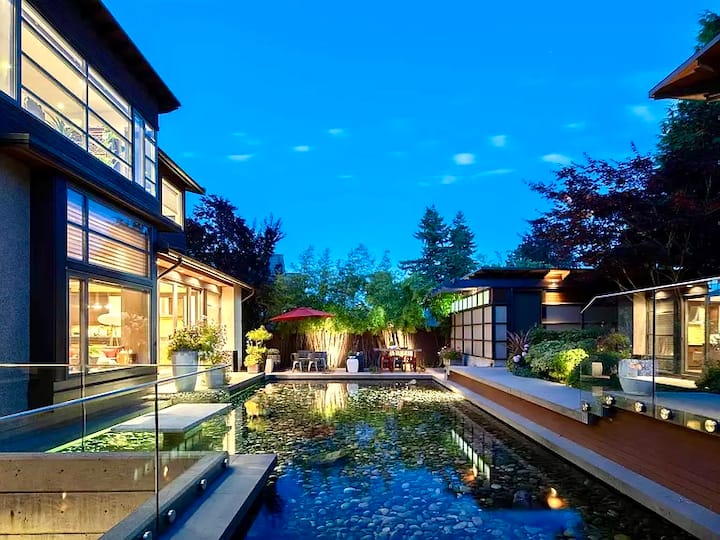 West Coast Zen House - Bowen Island