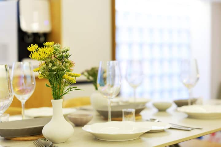 Family_3br_2ba_1kidsroom_seoulstn3min_1stfl_pickup - Seoul