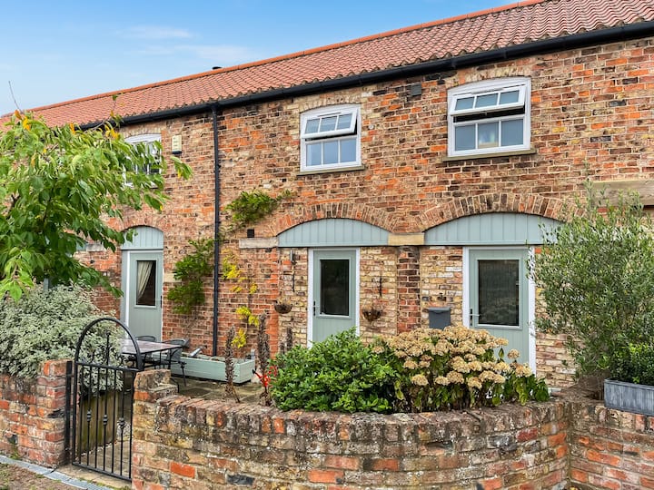 Lodge Yard Barn - Ripon
