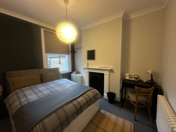 Elegant Double Room - Woolwich