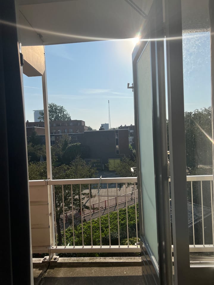 Jantje,luxe, Rustig Appartement, In S-gravenhage. - Hága