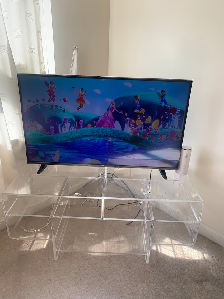 Basic 2 Bedroom Apartment - Aberdeen