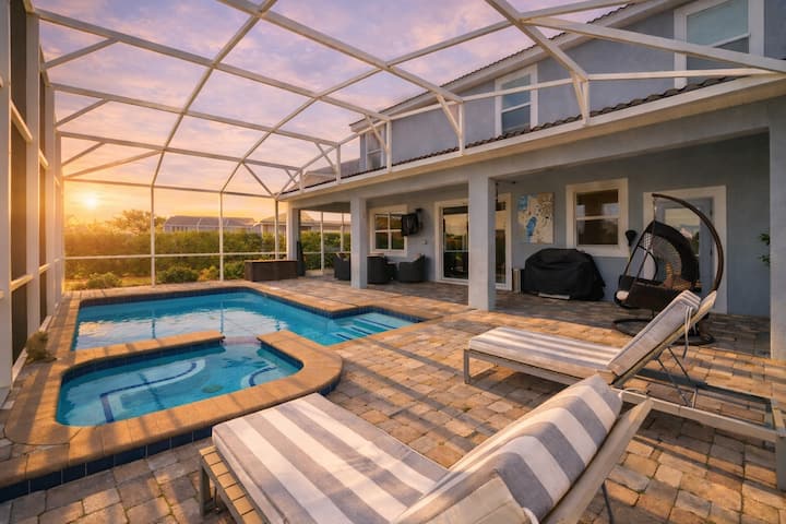 Villa Jardín  Family Retreat With Pool & Jacuzzi - Davenport, FL