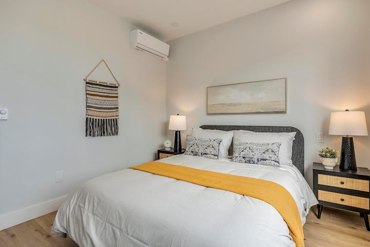 Halifax Exquisite 1 Br Apartment 1.5 Bathroom - Halifax