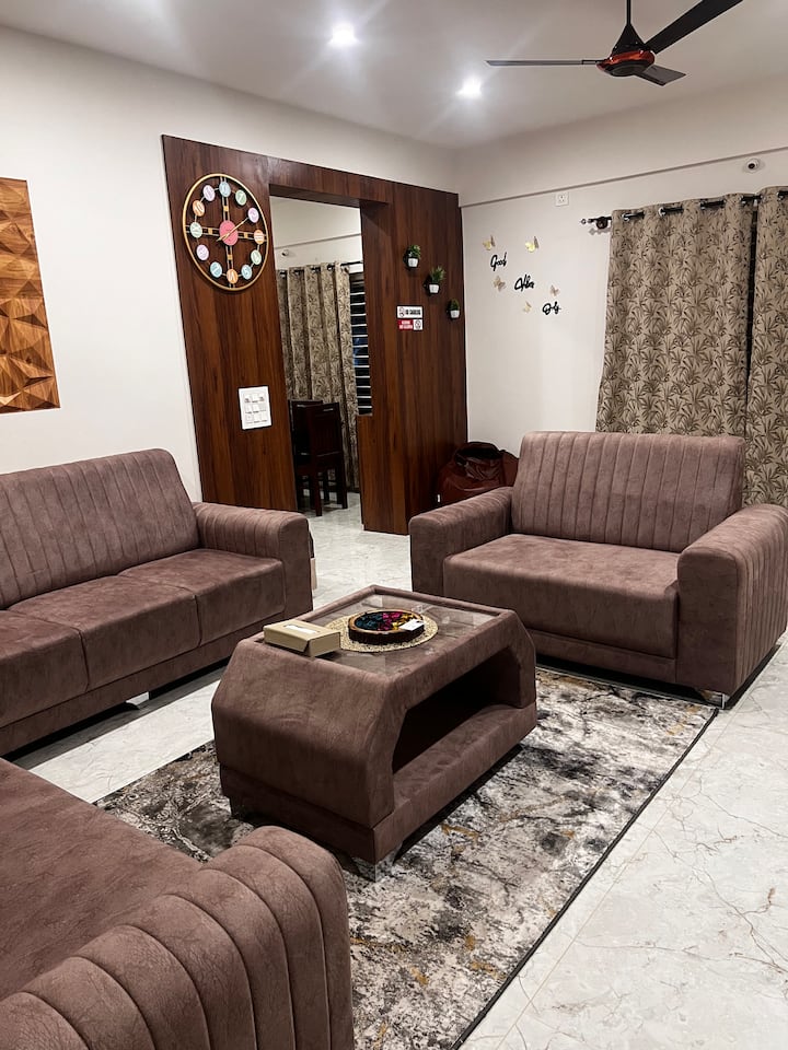 Sahar Home Stay (Ac) -02 - Mysuru