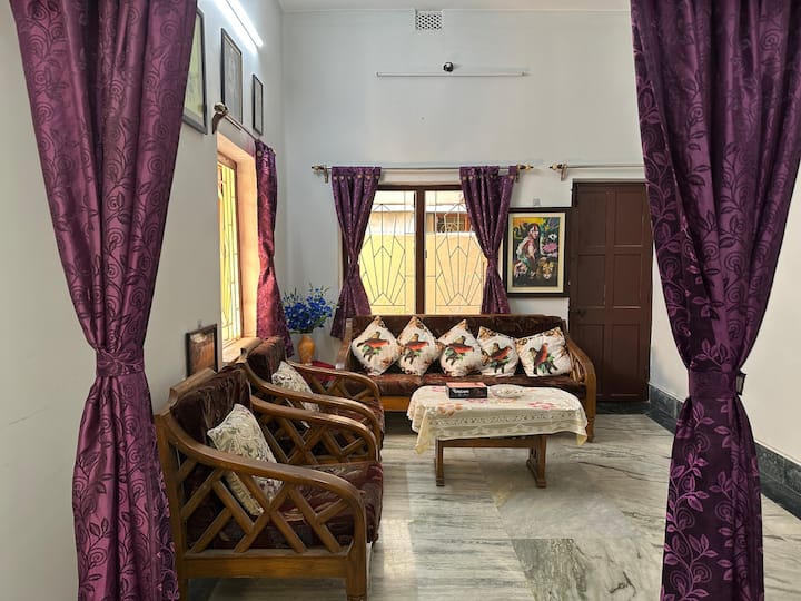 Tito's Place-entire 1bhk |Airport 20min|metro 5min - Kolkata (Calcutta)