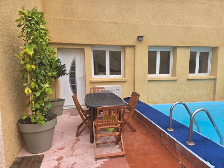 F3 Dans Résidence Avec Piscine - Sagone