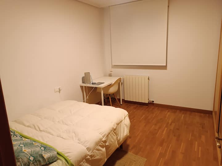 Habitación - Pamplona