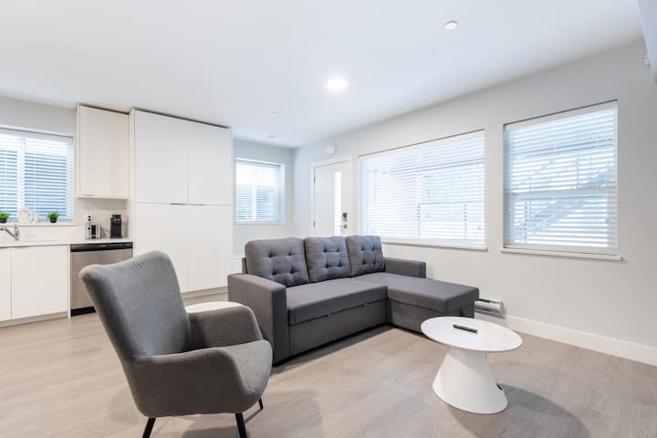 Tranquil & Modern: Close To Promenade & Pier ~ Pkg - White Rock