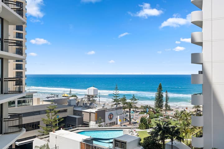 Ocean Views Escape - Gold Coast