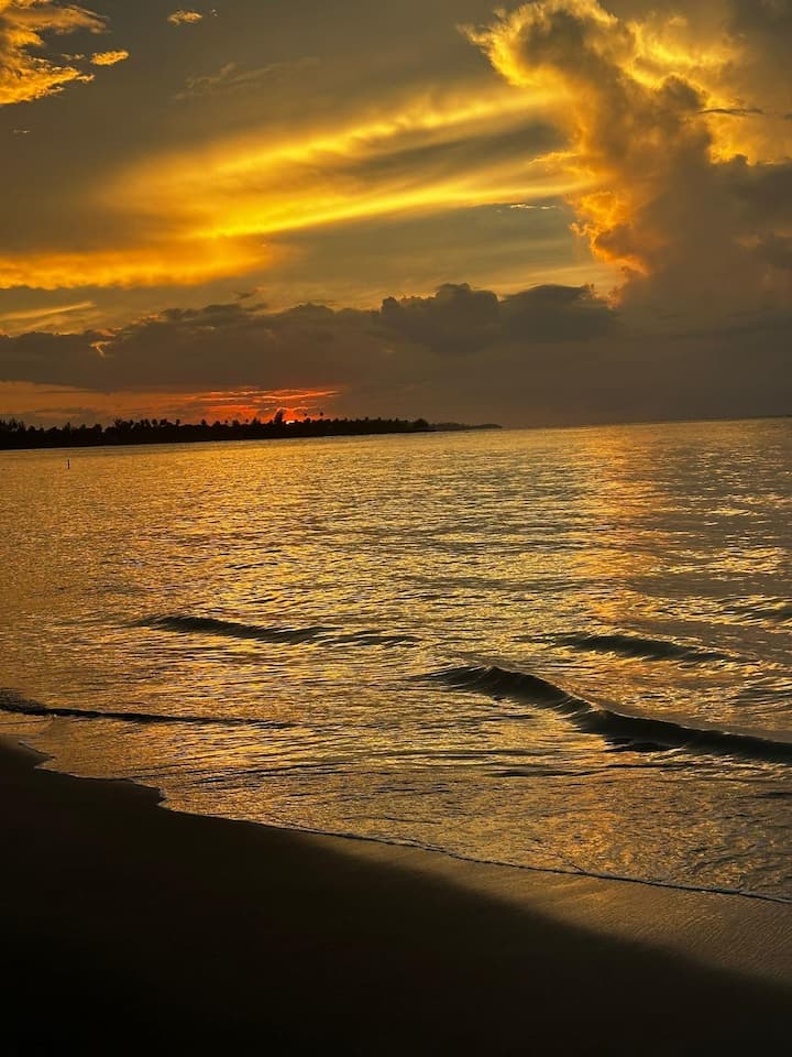 Sea Paradise* Steps From The Beach* - Dorado