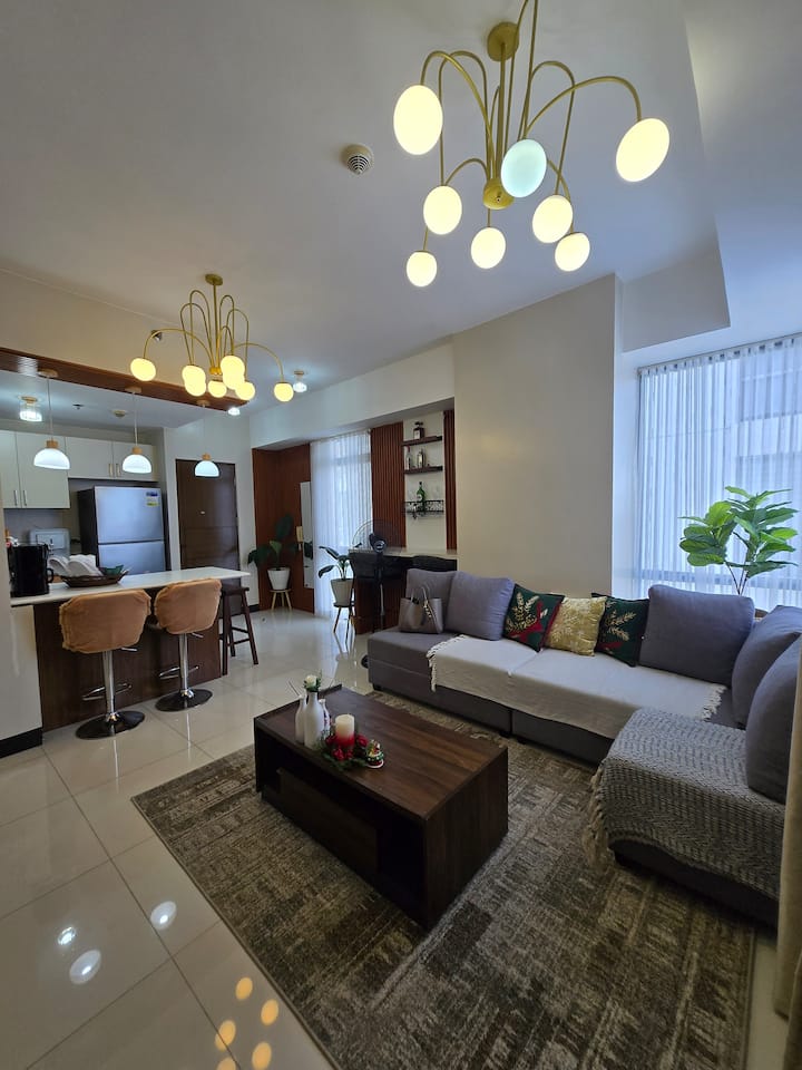 Cozy Corner Manhattan Heights 2br W/ Amazing View - Quezon City