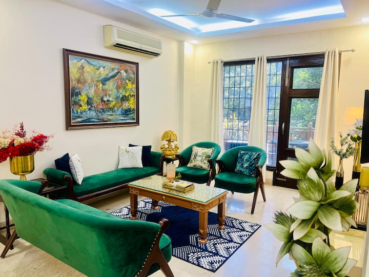 Suvāsa - Spacious/bright/airy - 3bhk - South Delhi - New Delhi