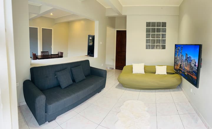 Casa Bueno - Paramaribo