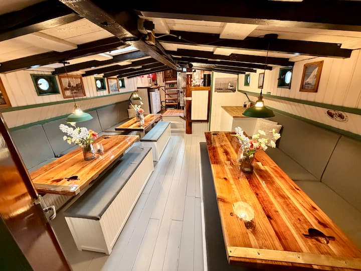 Groot Schip In Muiden - Amsterdam