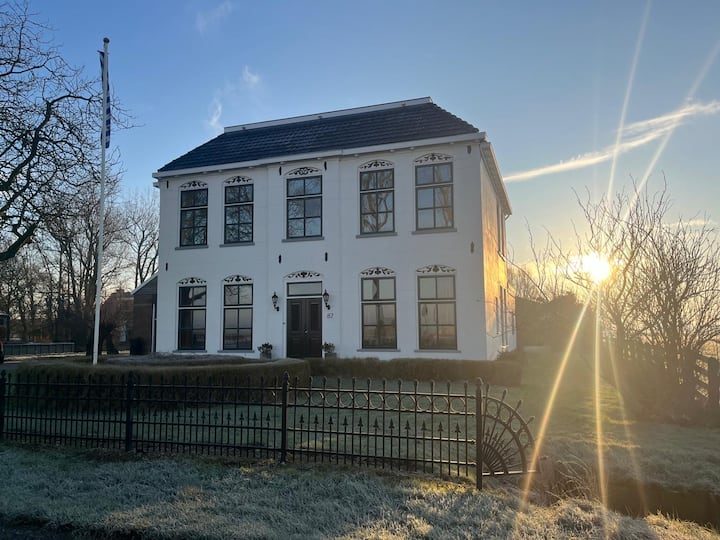 B&b Bataljon - Makkum