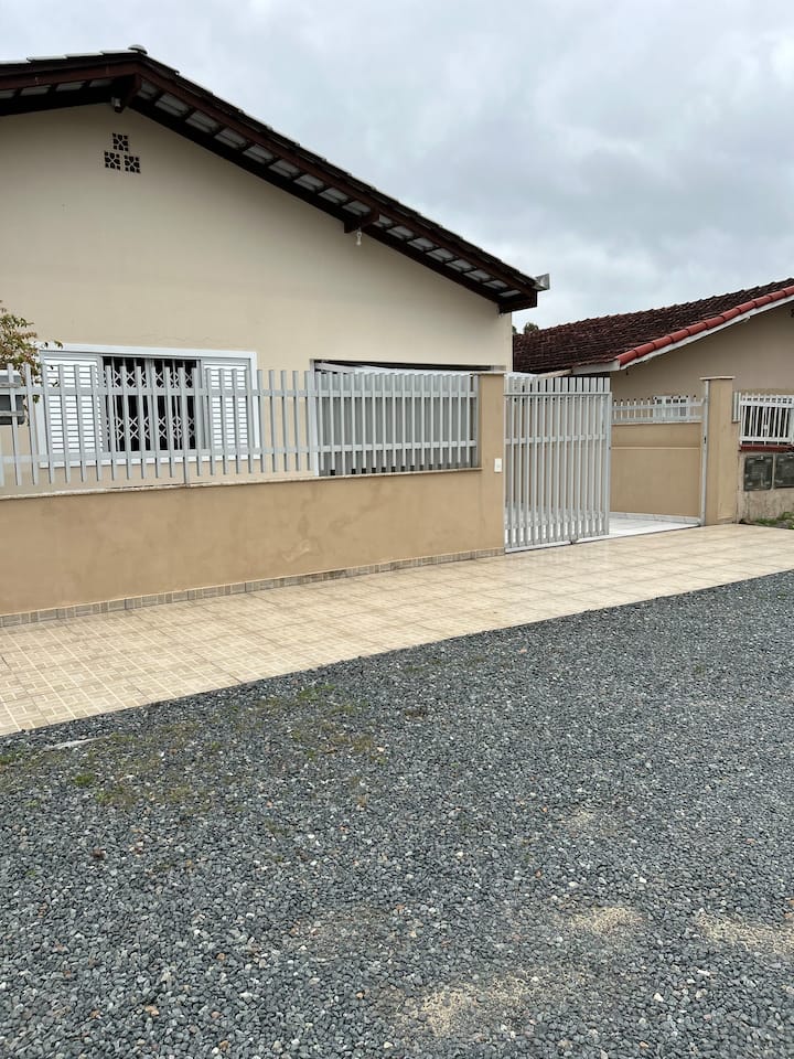 Casa Confortável A 50m Da Areia - Barra Velha
