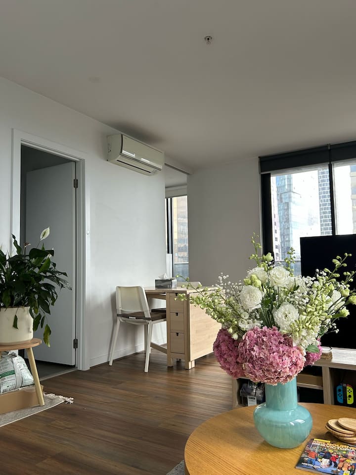 Private Room & Bath In Shared Apt | Prime Cbd! - Melbourne