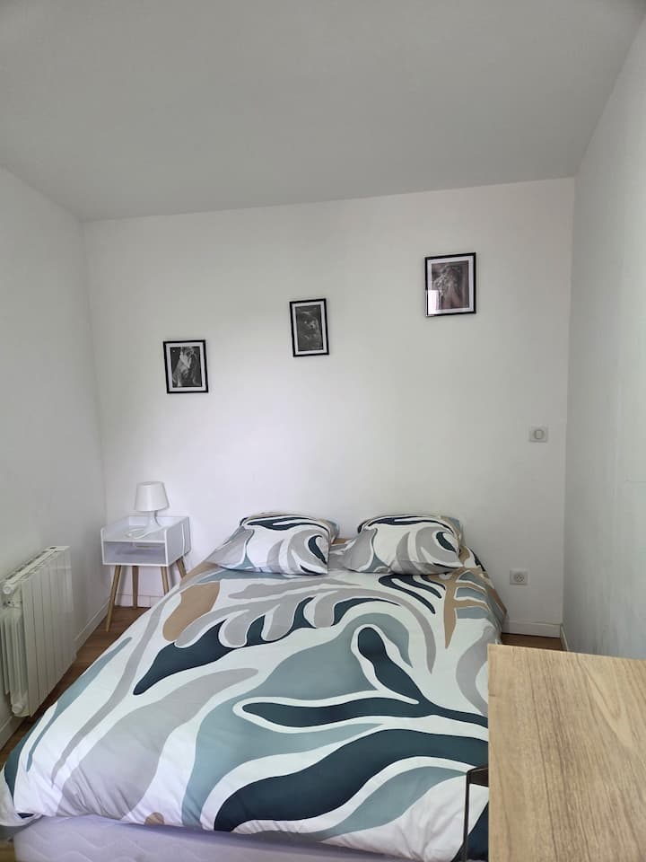 Magnifique Petit F2 Parking Gratuit Privé - Dreux