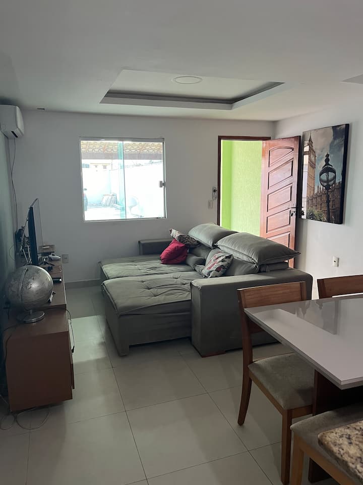 Casa 2 Quartos, Ar Cond, Garagem -