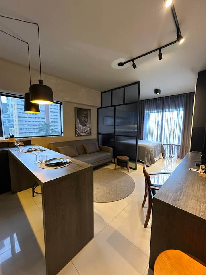 Studio C/ Ar Condicionado Piscina Aquecida E Sauna - Curitiba