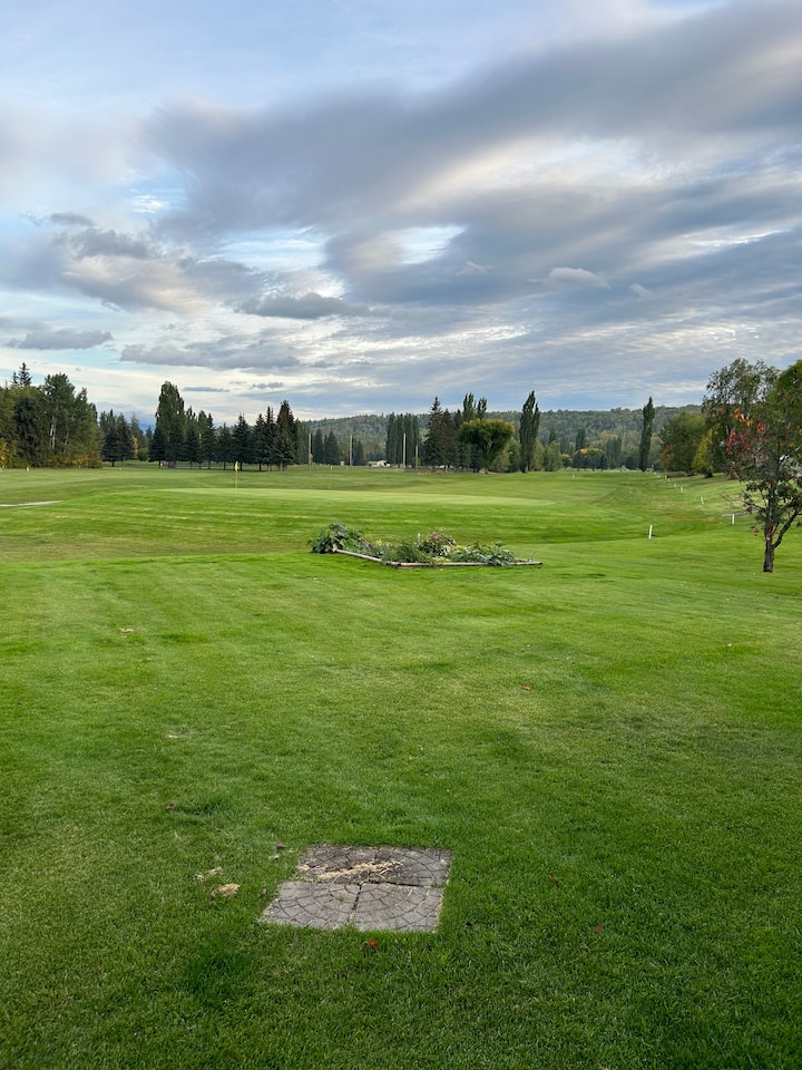 73 Fairway Air B&b - Quesnel