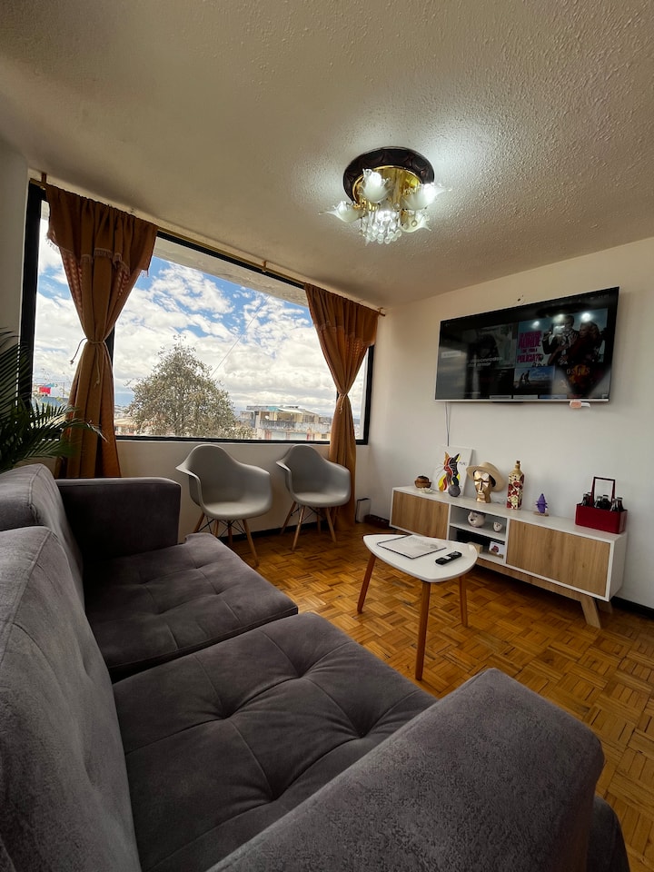 Departamento Con Vista Exclusiva Quito Centro Nort - Quito (Ecuador)