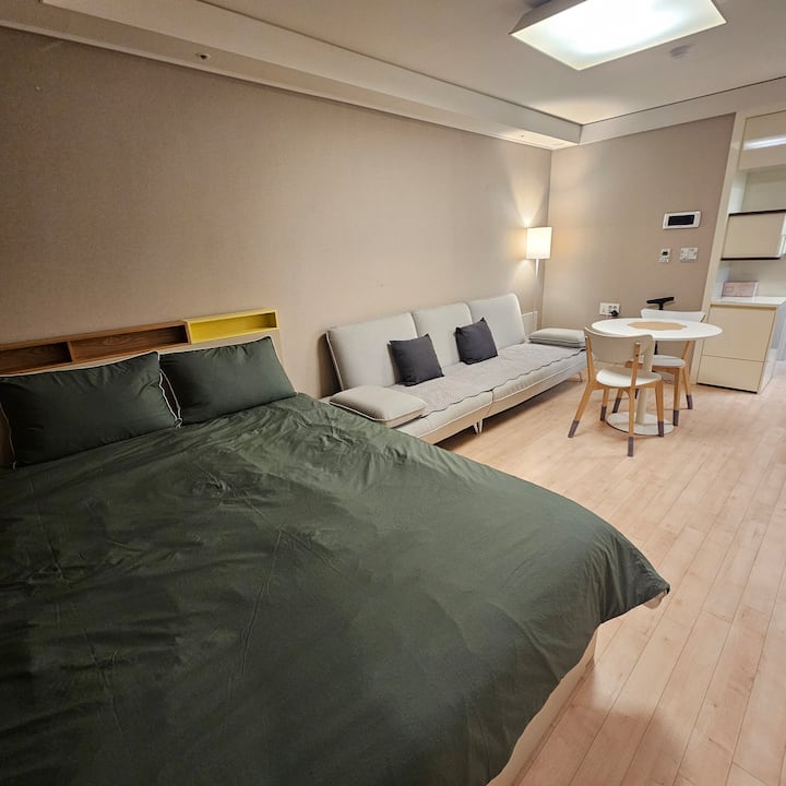 H1-rium Roomy 800s, Line 9, 2 Minutes, Tv, Sofa - 고촌읍
