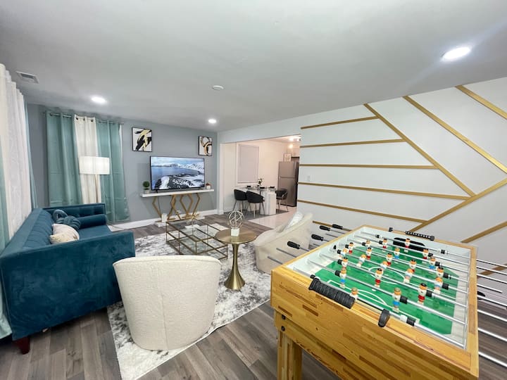 Free Parking+cozy Getaway+wi-fi - Crete, IL