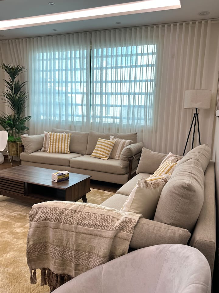 N1 Large Apartment 3 Bedroom - Aéroport du roi Khaled - Riyad (RUH)