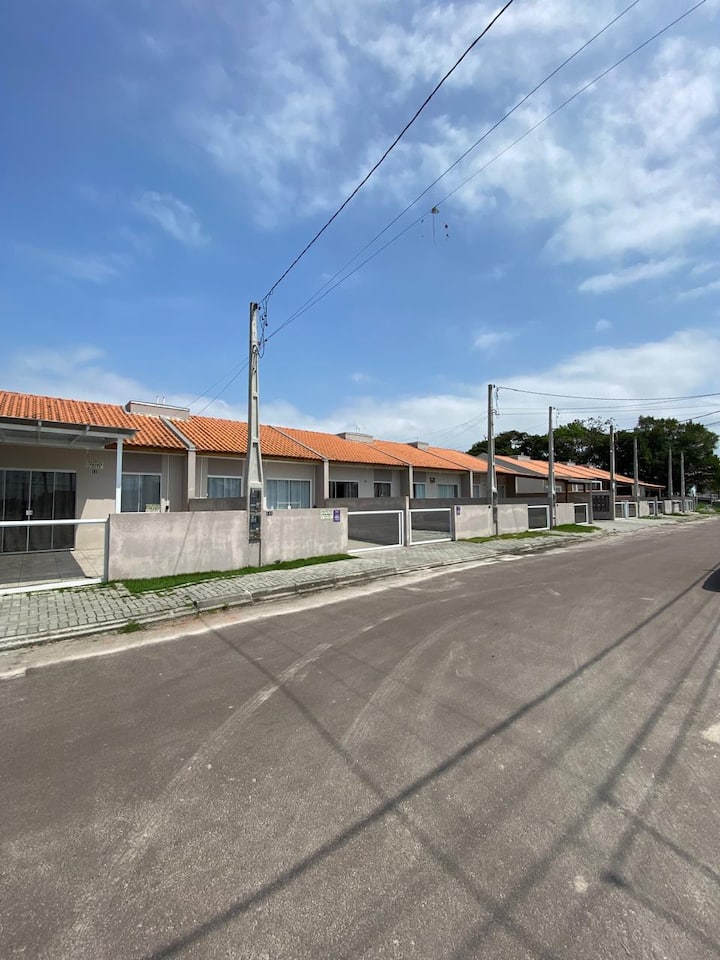 ÓTima Casa, Nova!excelente Localização. - Matinhos