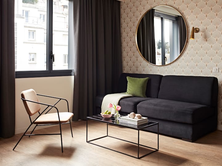 Numa | Large 1 Bedroom Apartment With Sofa Bed - Paris