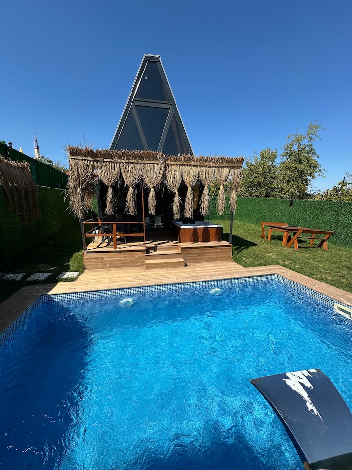 Magic-2 Isıtmalı Havuz Jakuzi Geniş Bahçe - Sapanca