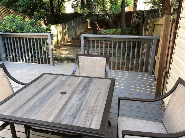 Cozy Townhome - <1mile To Truist - Smyrna, GA