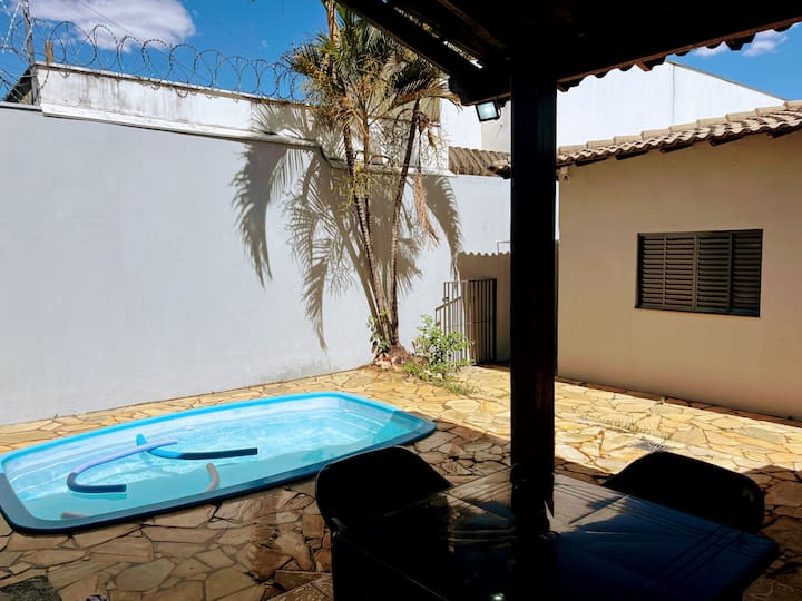 Casa C Piscina óTima Localização - Uberlândia
